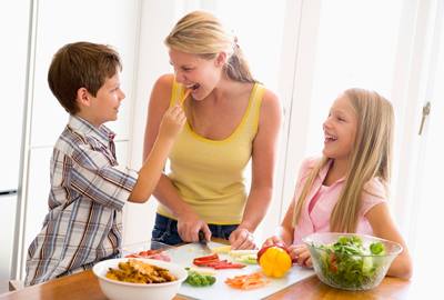 Teaching Children a Healthy Body Image – Top Tips | Treeliving